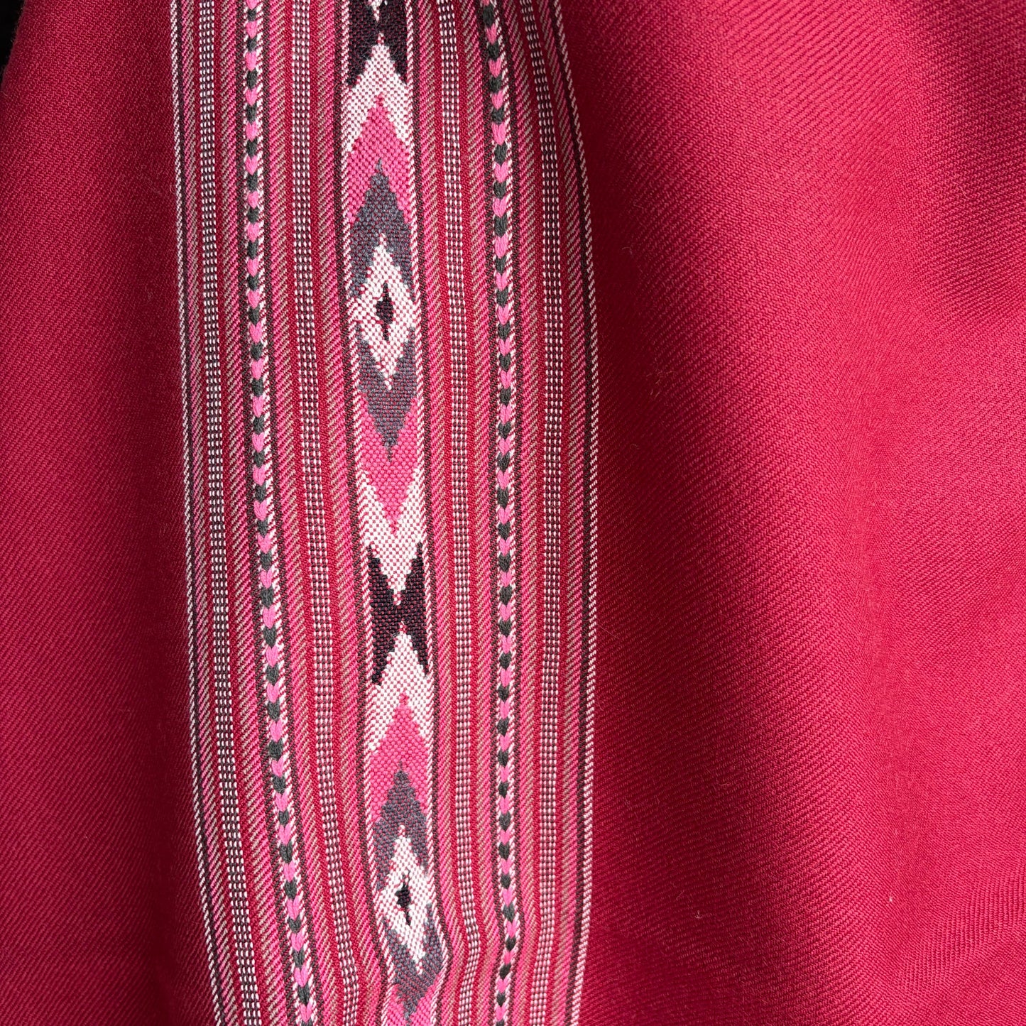 Handloom Pure Merino Wool Shawl (Maroon) – Bhuttico Shawls